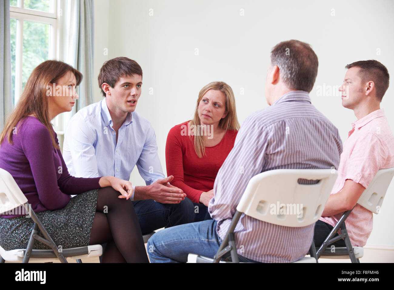 Group therapy mental meeting hi-res stock photography and images - Alamy