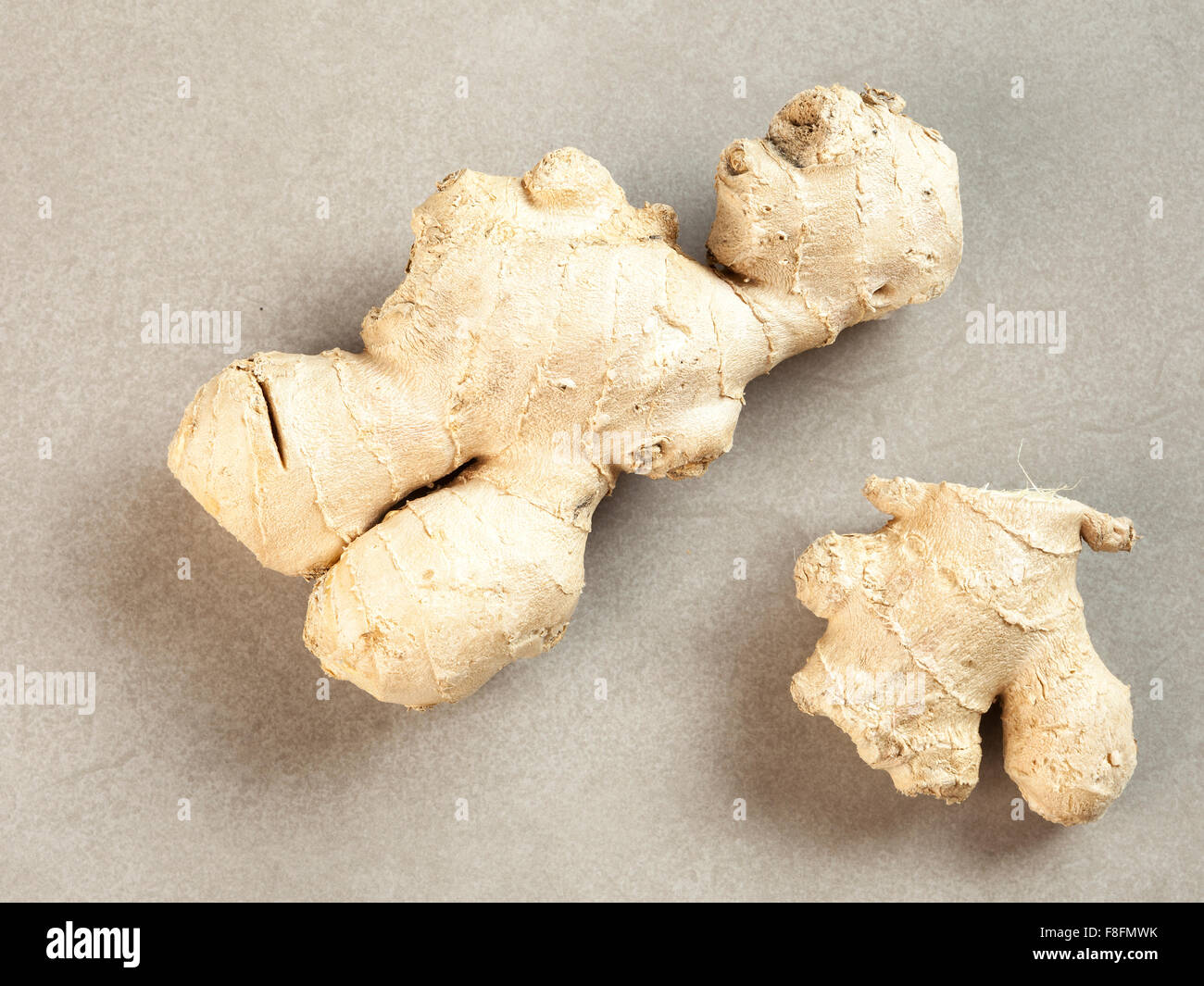 Ginger root and powder hi-res stock photography and images - Alamy