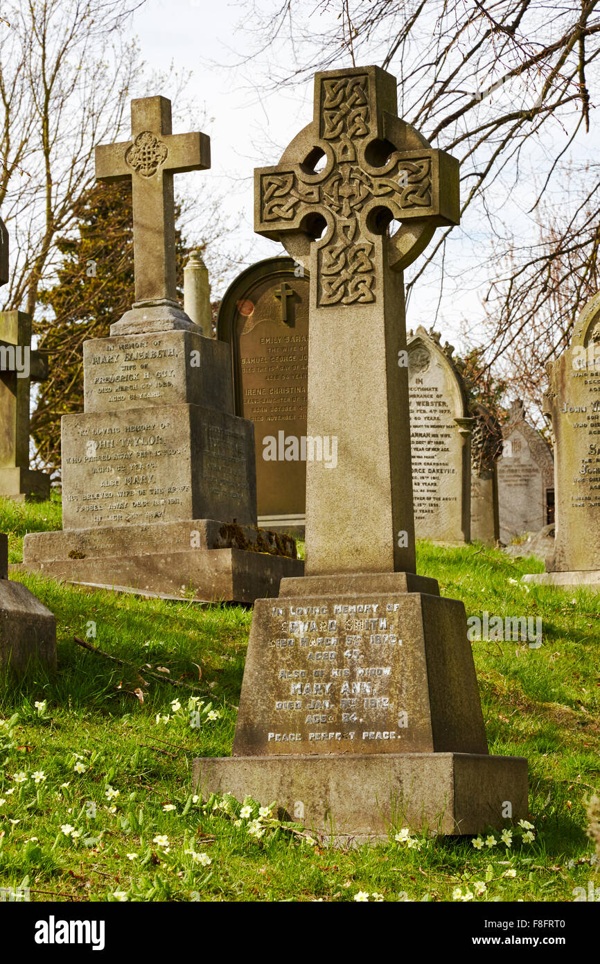Graves gravestones church cemetery hi-res stock photography and images ...