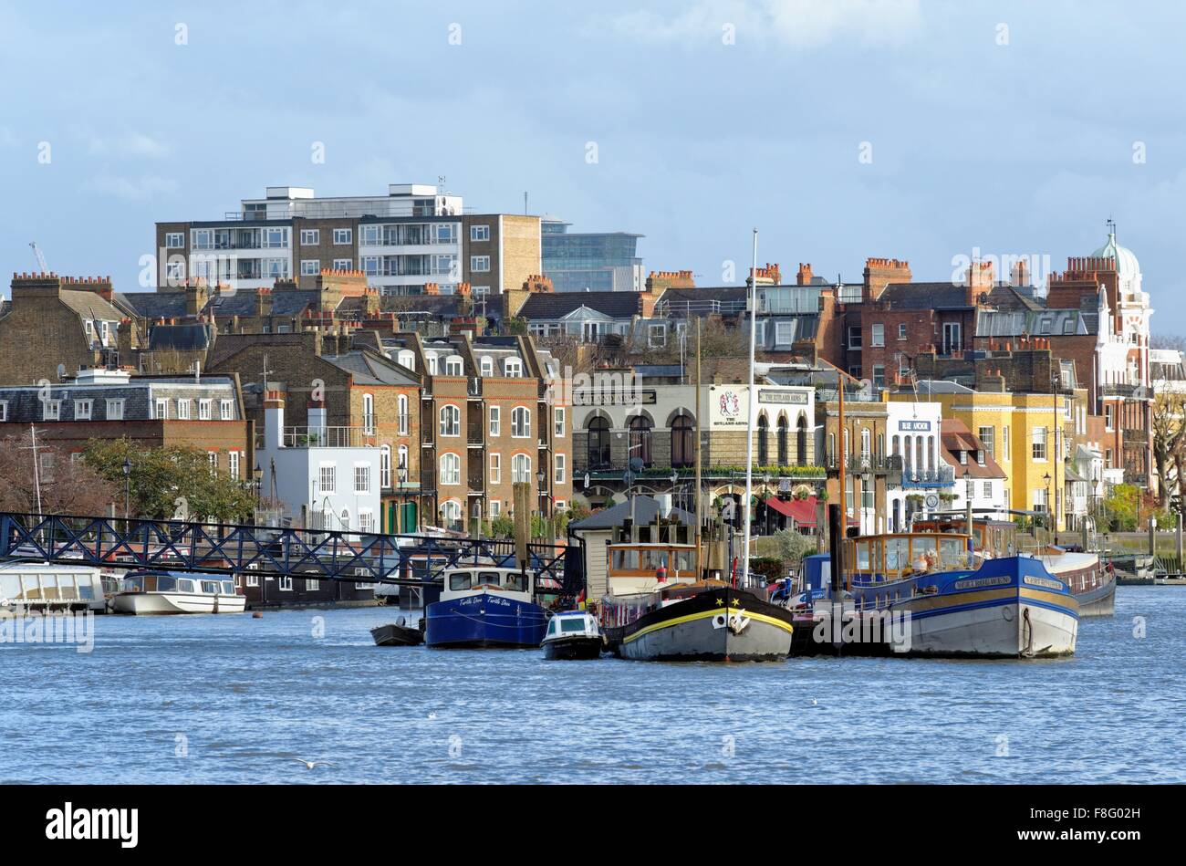 Riverfront houses at Hammersmith wers London UK Stock Photo - Alamy