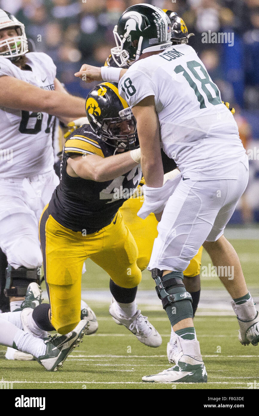 Indianapolis, Iowa, USA. 5th Dec, 2015. Iowa Hawkeyes linebacker Josey ...
