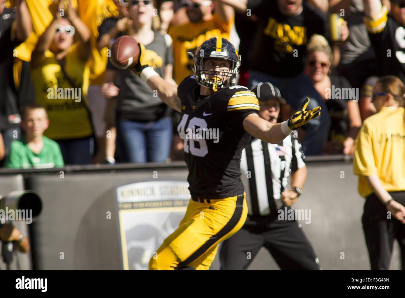 George kittle iowa hi-res stock photography and images - Alamy