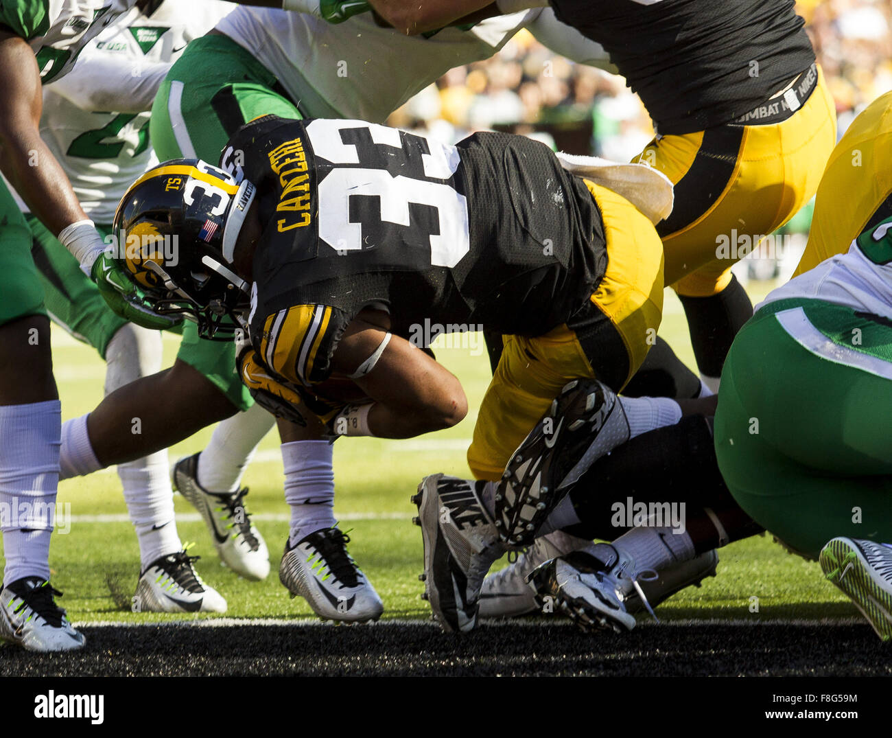 Iowa City, Iowa, USA. 26th Sep, 2015. Iowa Hawkeyes running back Jordan ...