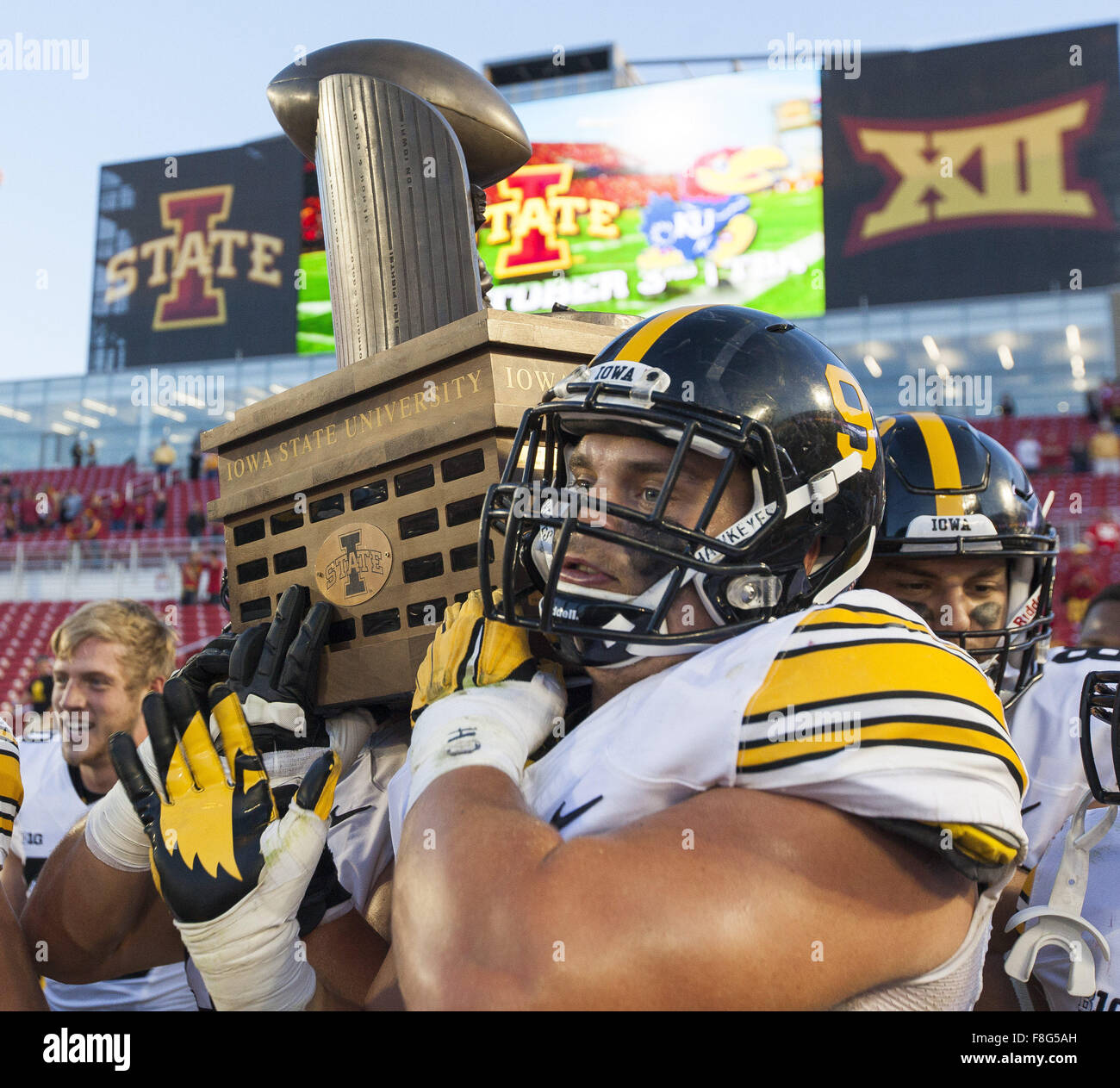 Nate meier hi-res stock photography and images - Alamy