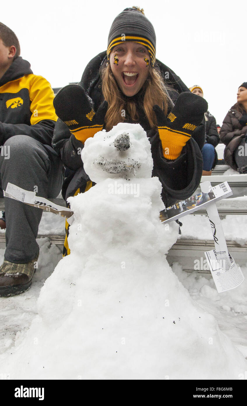Iowa City, Iowa, USA. 21st Nov, 2015. Iowa Senior Amanda Smith shows ...
