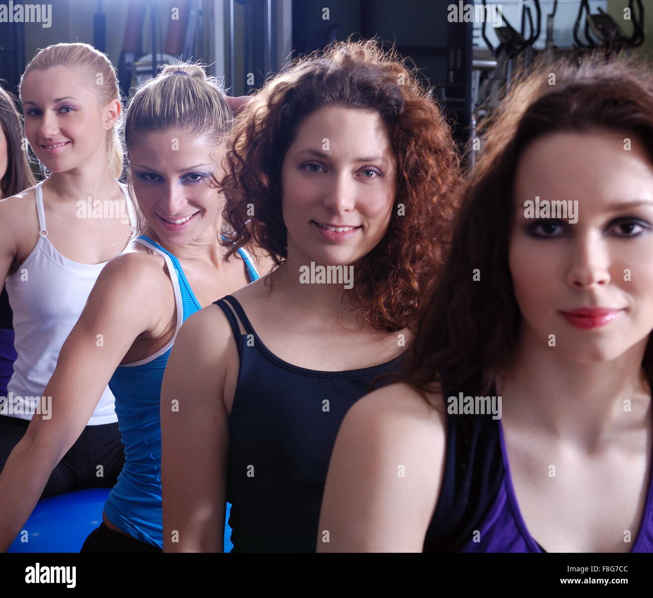 pretty girls in fitness club Stock Photo - Alamy