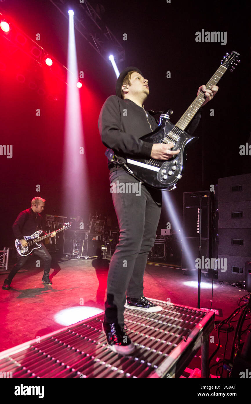 Detroit, Michigan, USA. 8th Dec, 2015. PATRICK STUMP of FALL OUT BOY ...