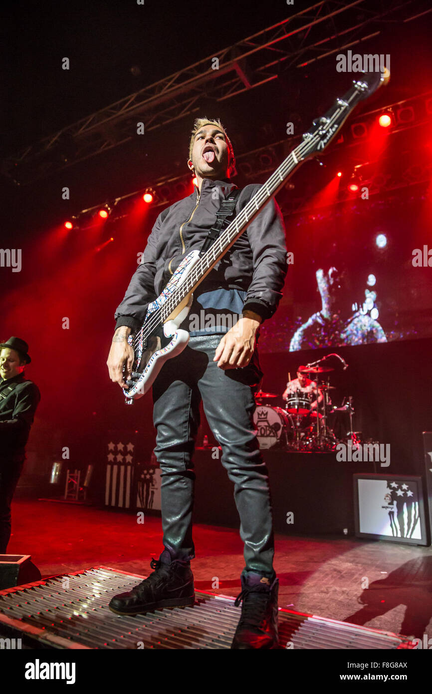 Detroit, Michigan, USA. 8th Dec, 2015. PETE WENTZ of FALL OUT BOY ...