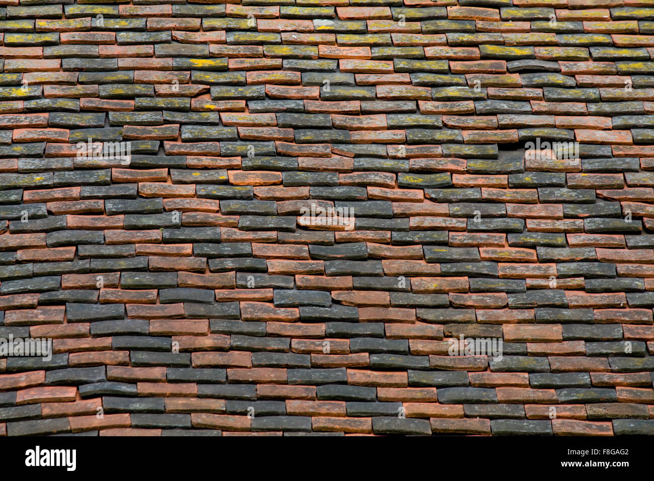 Black slate roof hi-res stock photography and images - Alamy