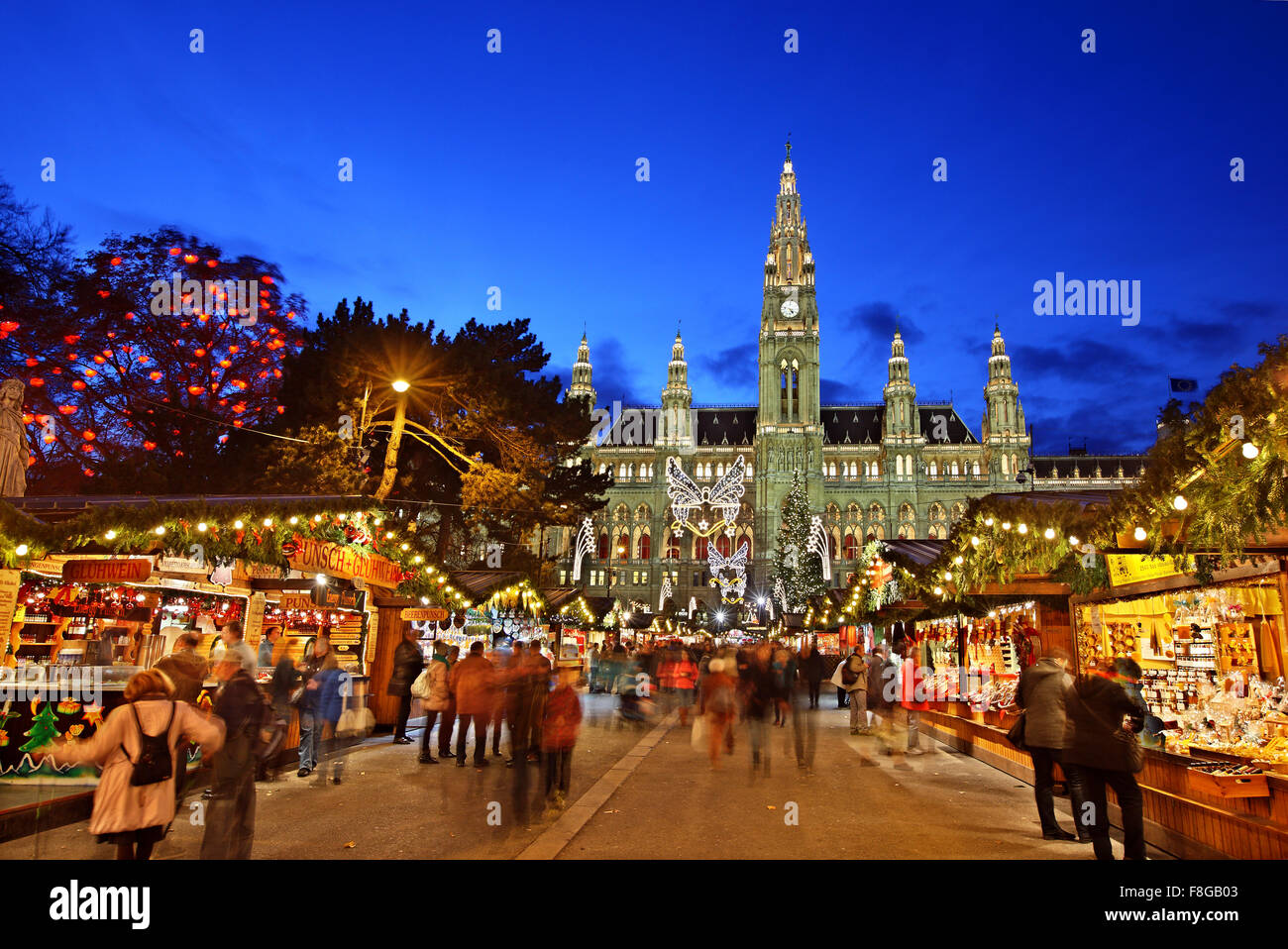 The Christmas market in front of the Rathaus (City hall) of Vienna ...