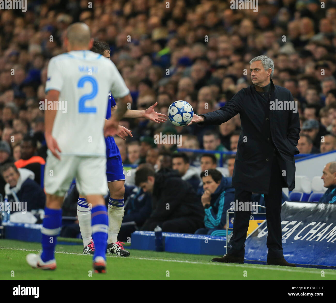 Stamford Bridge, London, UK. 09th Dec, 2015. Champions League. Chelsea ...