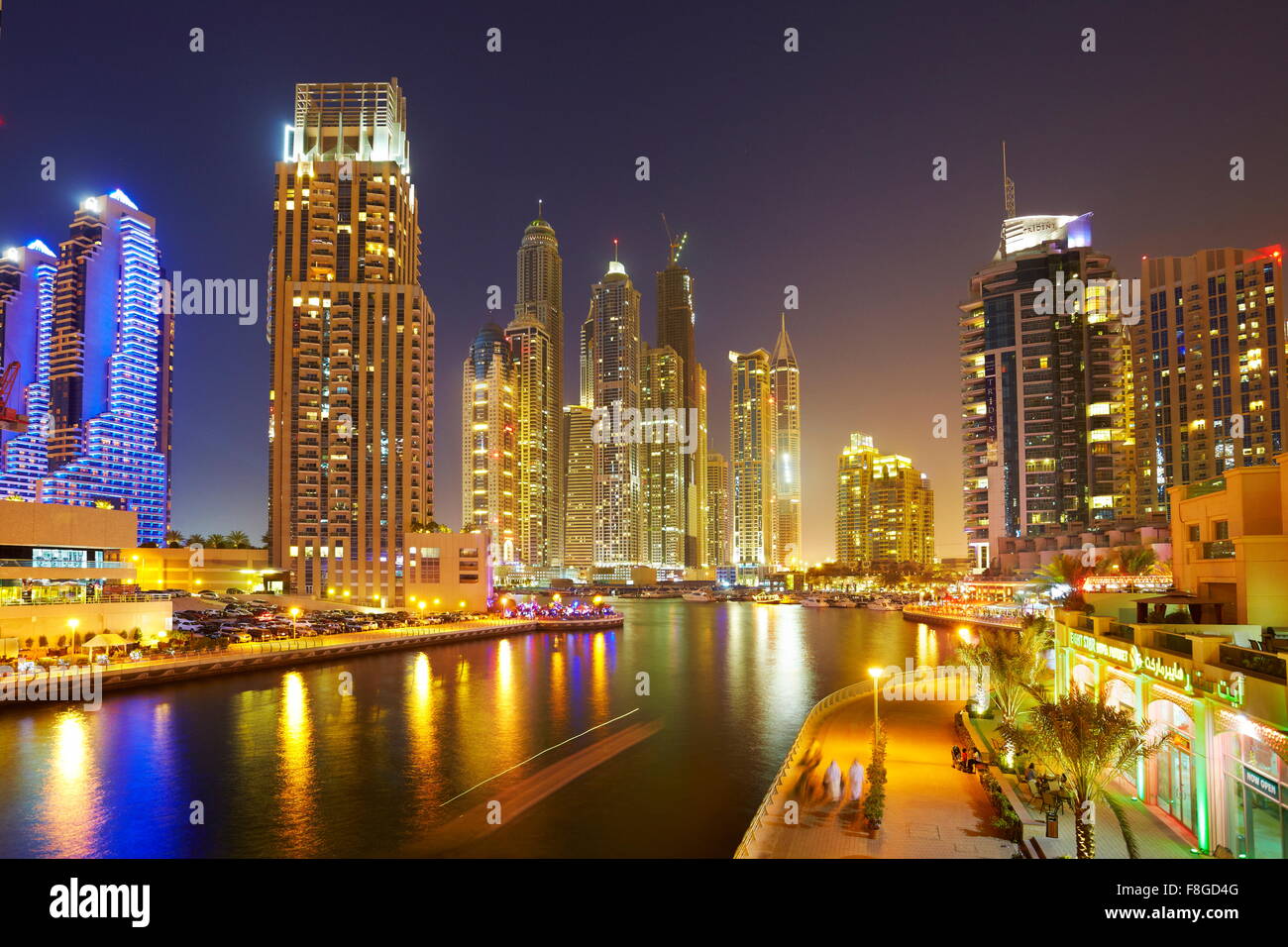 Dubai skyline night hi-res stock photography and images - Alamy