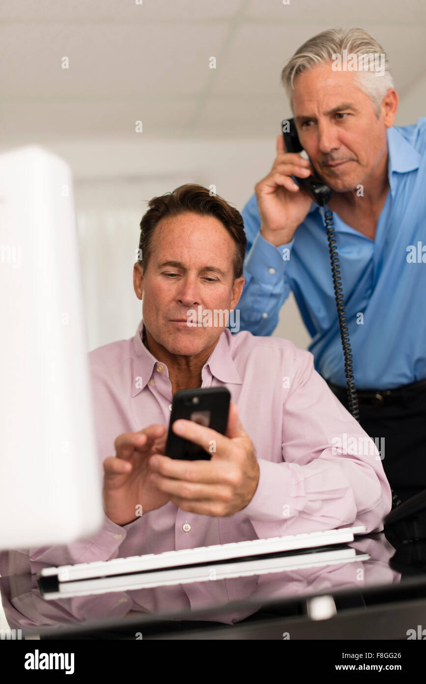 50 men working desk hi-res stock photography and images - Alamy