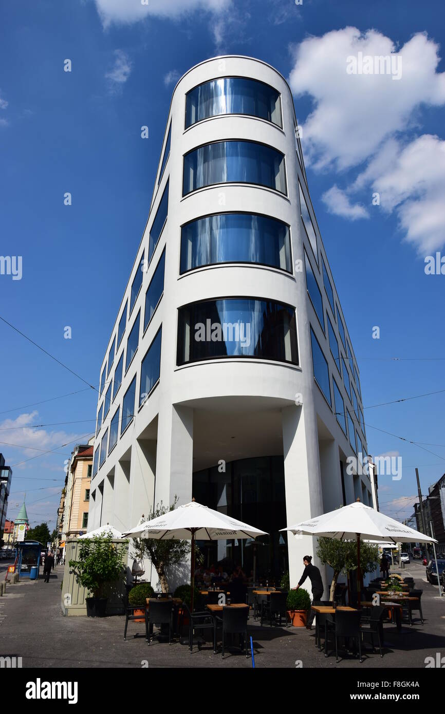 Modern building in munich hi-res stock photography and images - Alamy