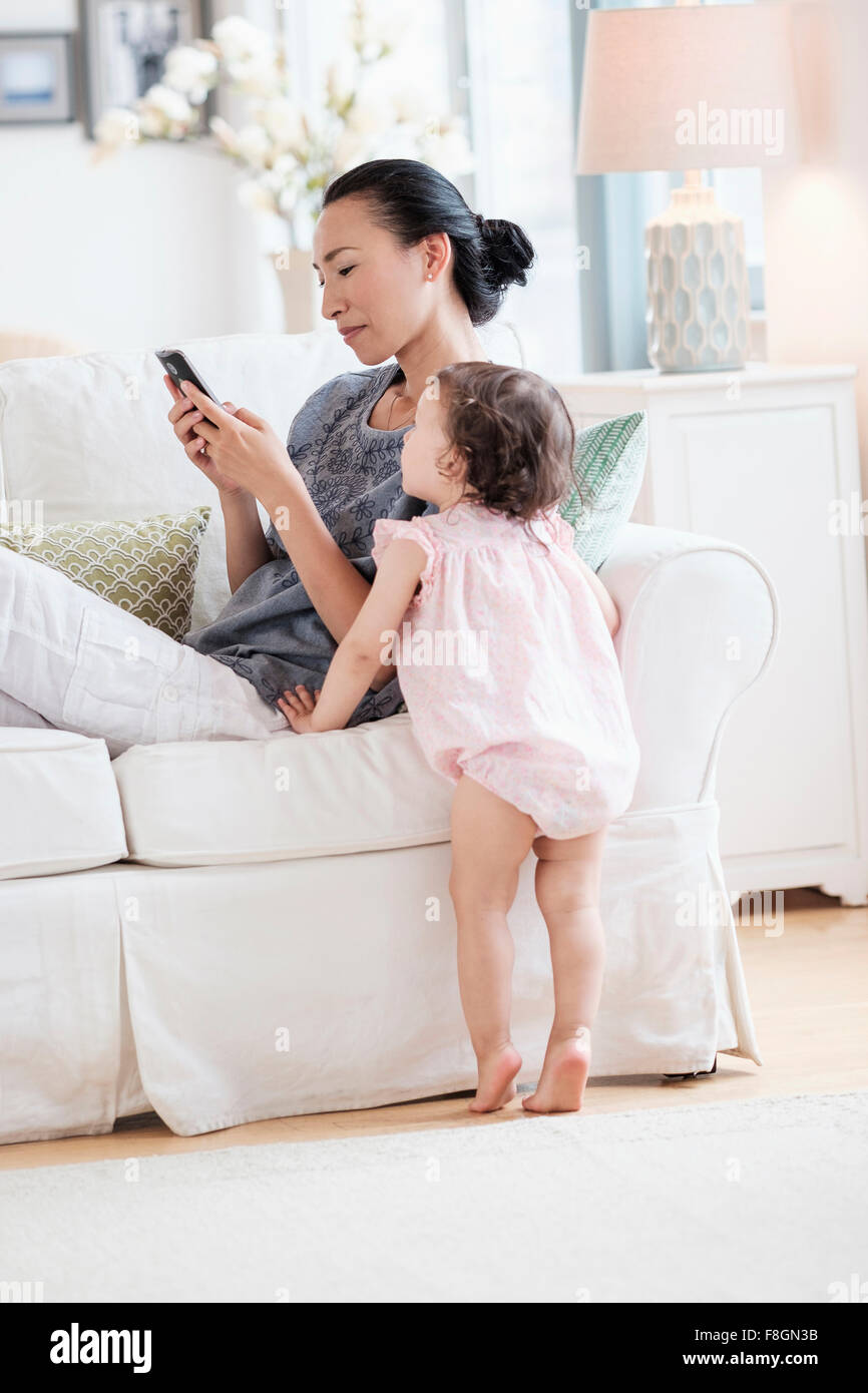Mother ignoring child hi-res stock photography and images - Alamy