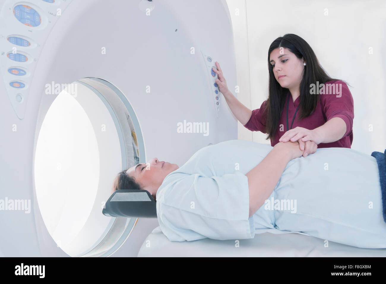 Mri patient nurse magnetic hi-res stock photography and images - Alamy