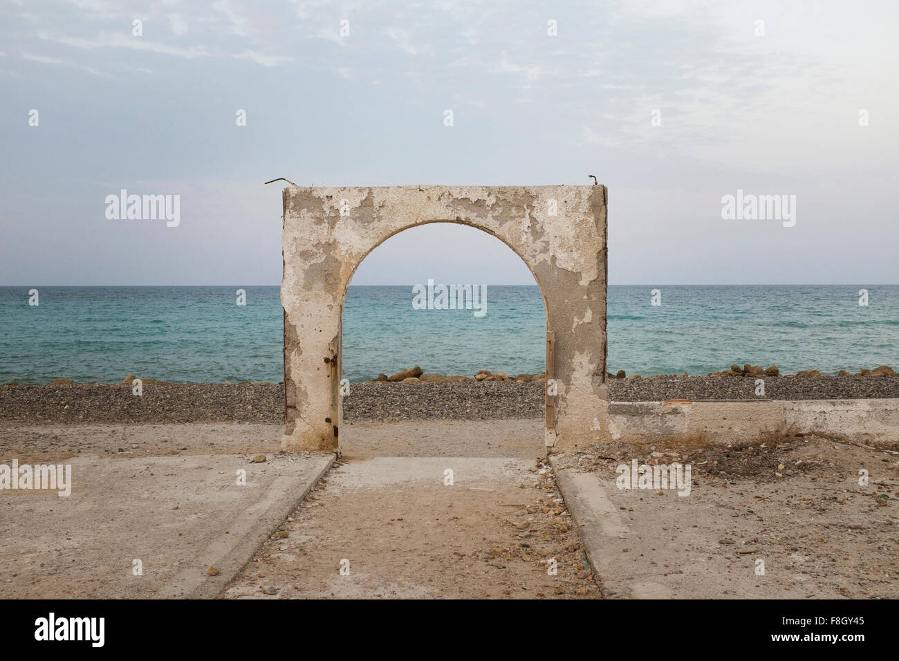Natural arc beach hi-res stock photography and images - Alamy