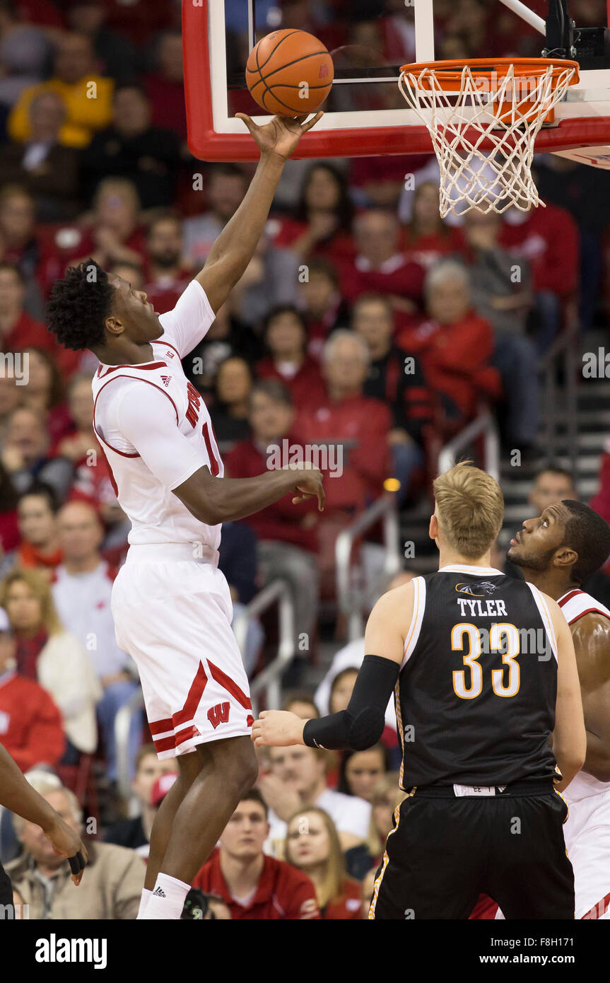 Madison, WI, USA. 9th Dec, 2015. Wisconsin Badgers forward Nigel Hayes ...