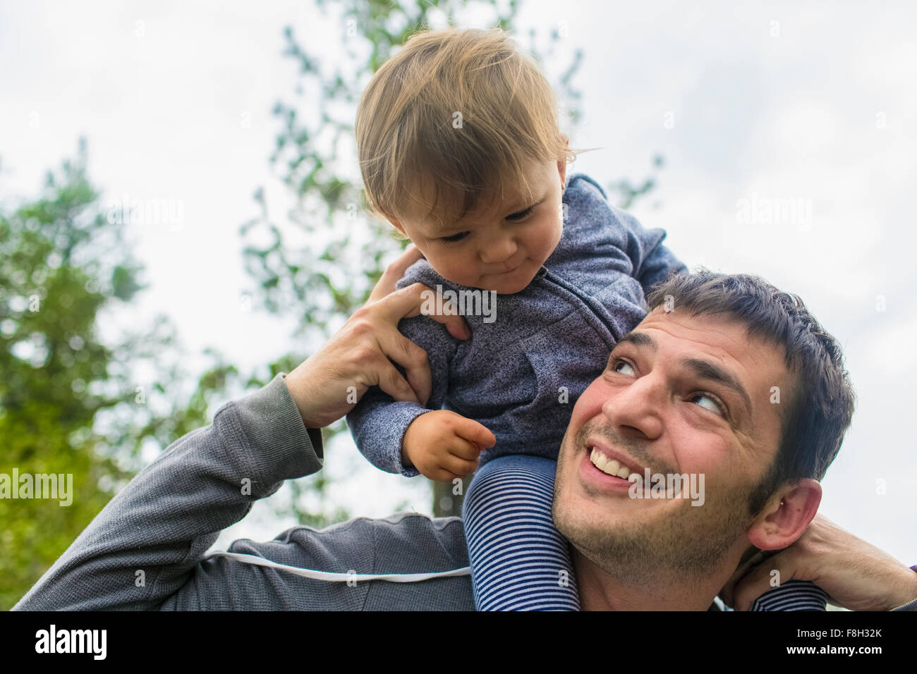 Father carrying daughter shoulder hi-res stock photography and images - Alamy