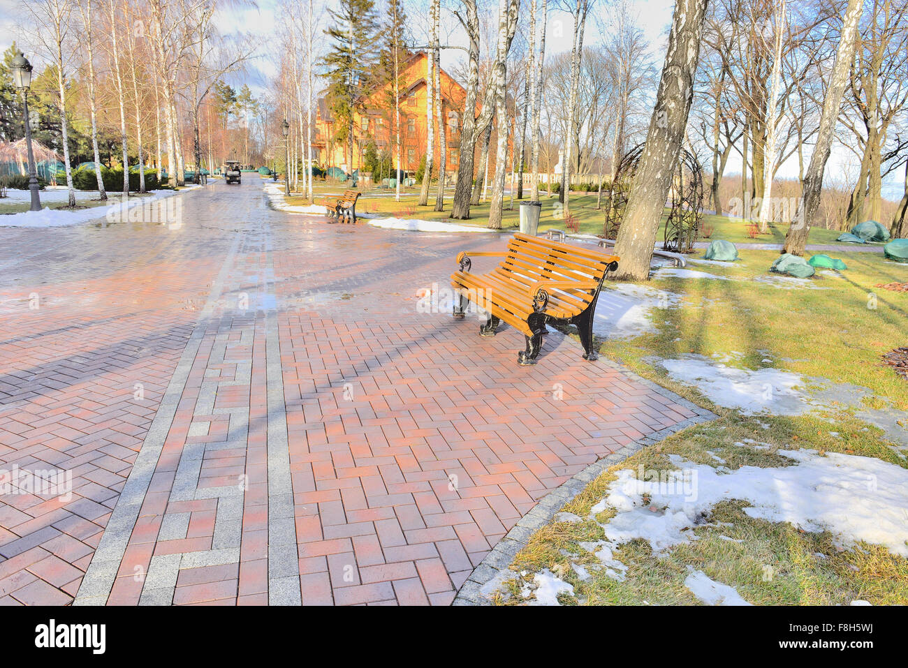 Beautiful winter scene road hi-res stock photography and images - Alamy