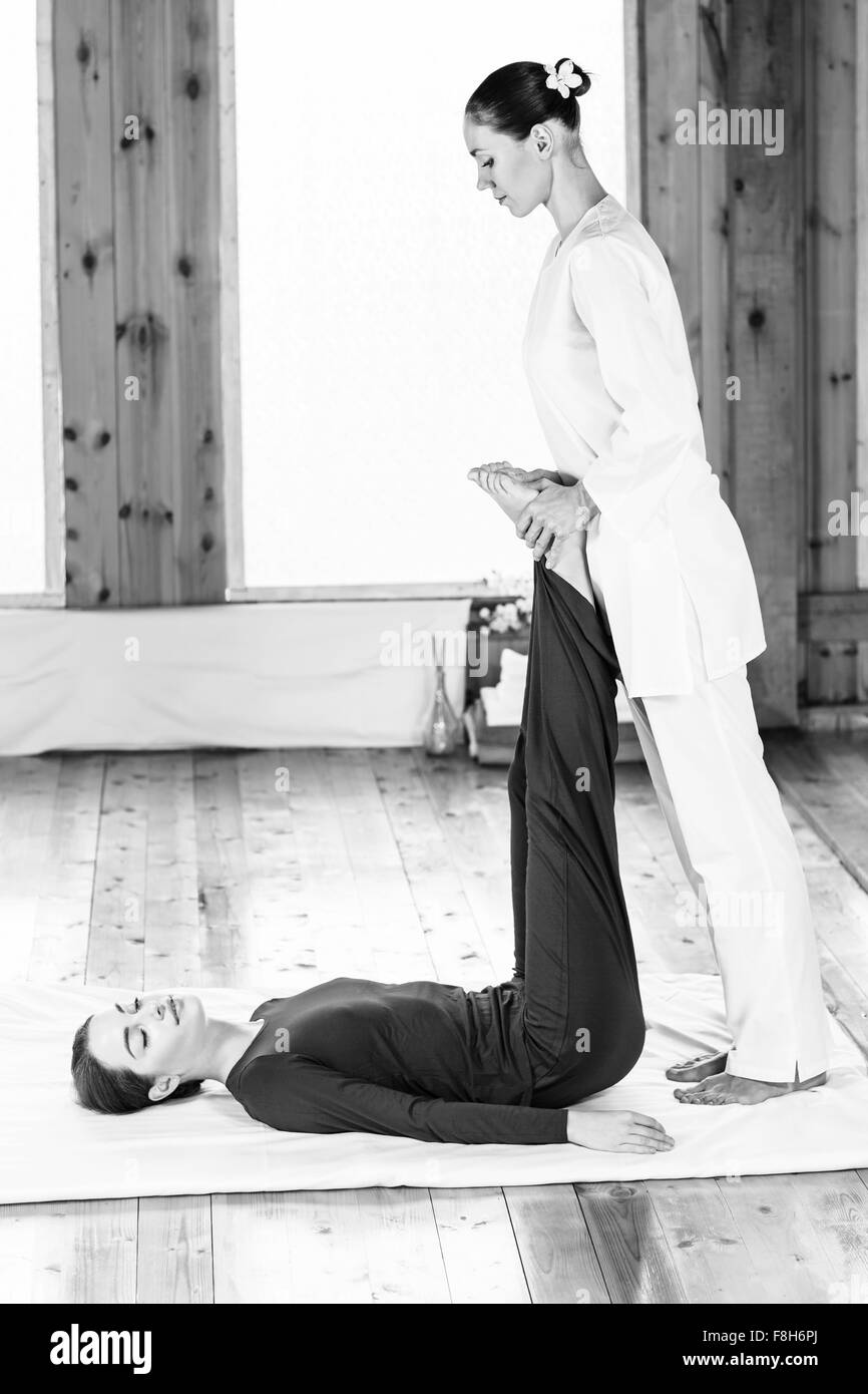 Yoga woman back Black and White Stock Photos & Images - Alamy