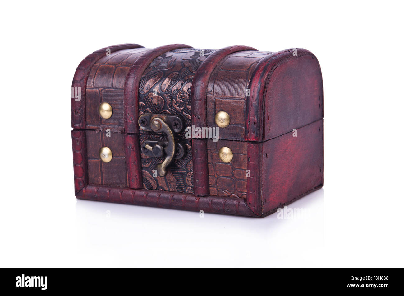 Old chest isolated on the white background Stock Photo - Alamy