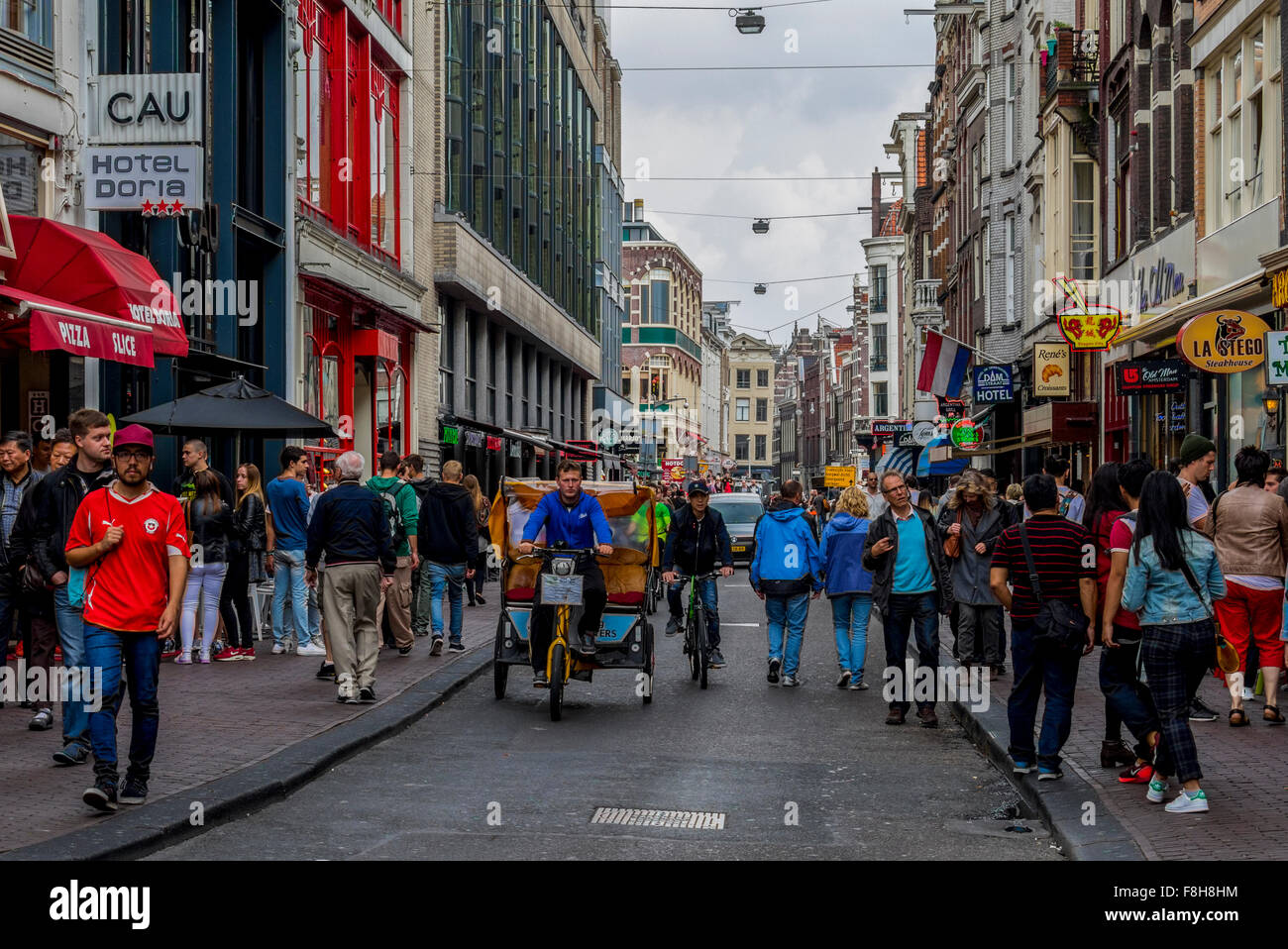 Cyclist cycle green taxi hi-res stock photography and images - Alamy