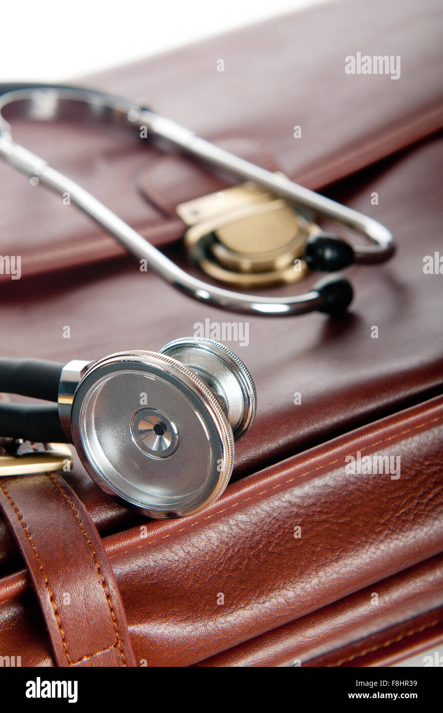 Doctor's brown leather case with the stethoscope Stock Photo - Alamy