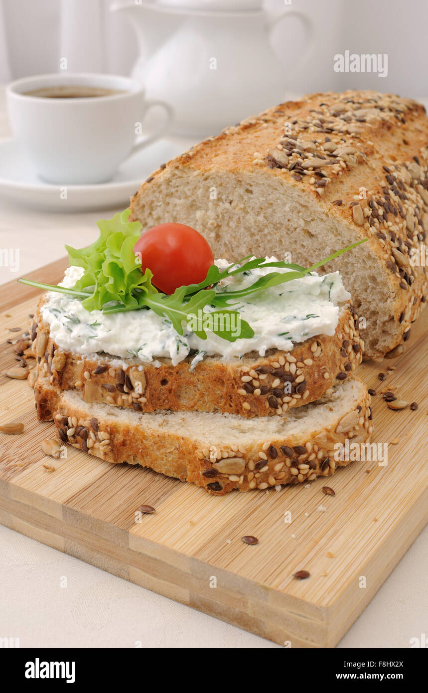 Sandwich breakfast slice whole hi-res stock photography and images - Alamy