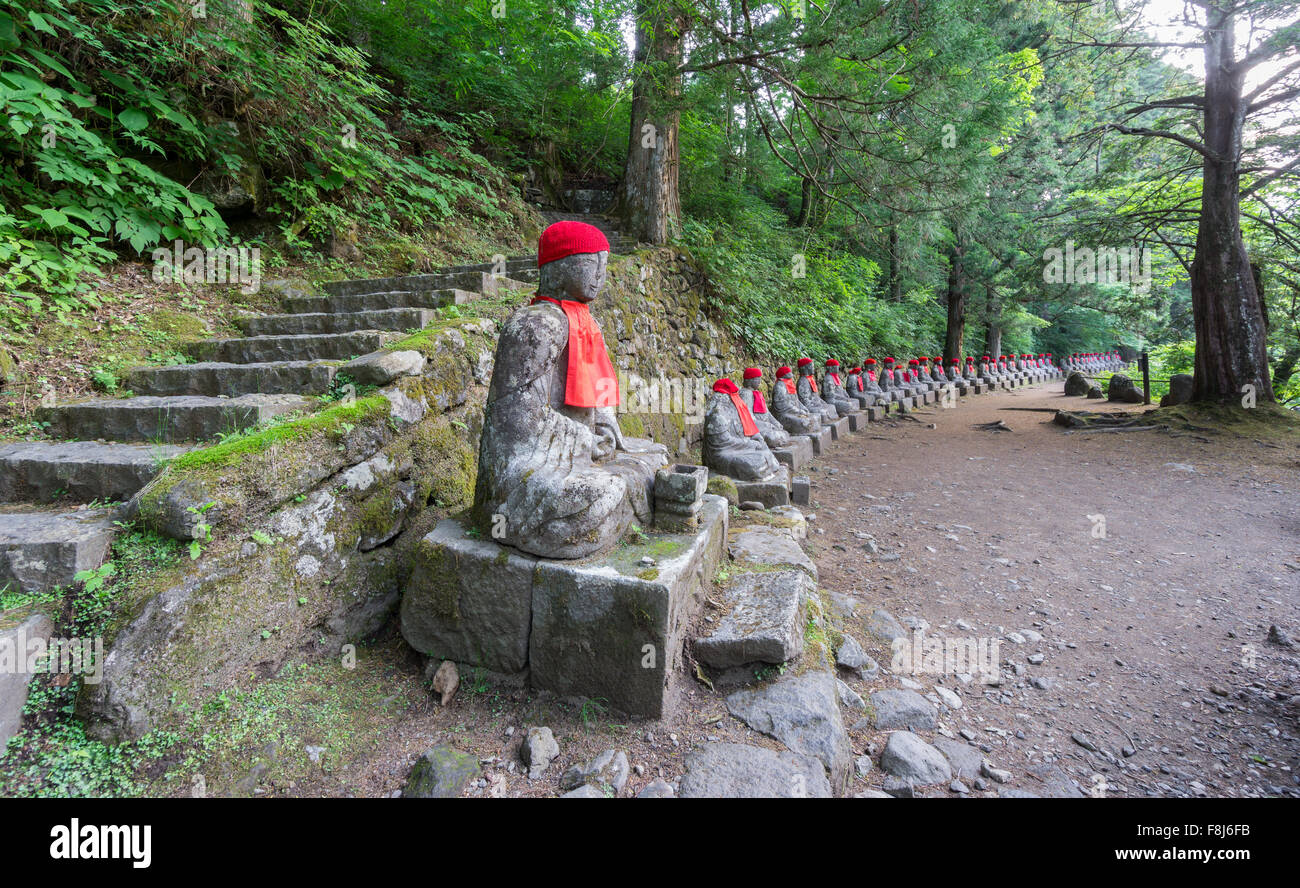Wide angle of statues and track in Nikko Stock Photo - Alamy