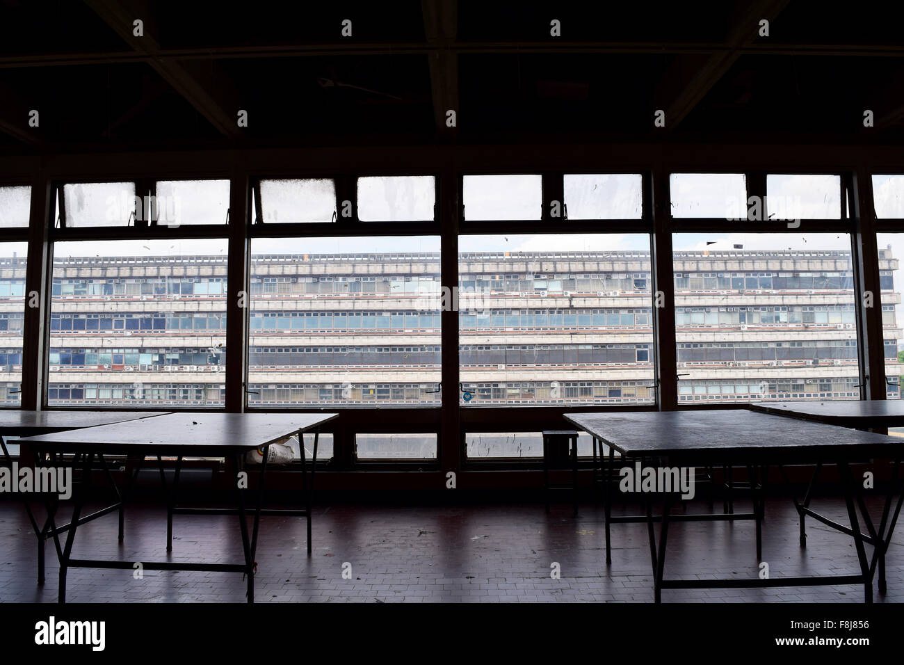 Empty design studio hi-res stock photography and images - Alamy