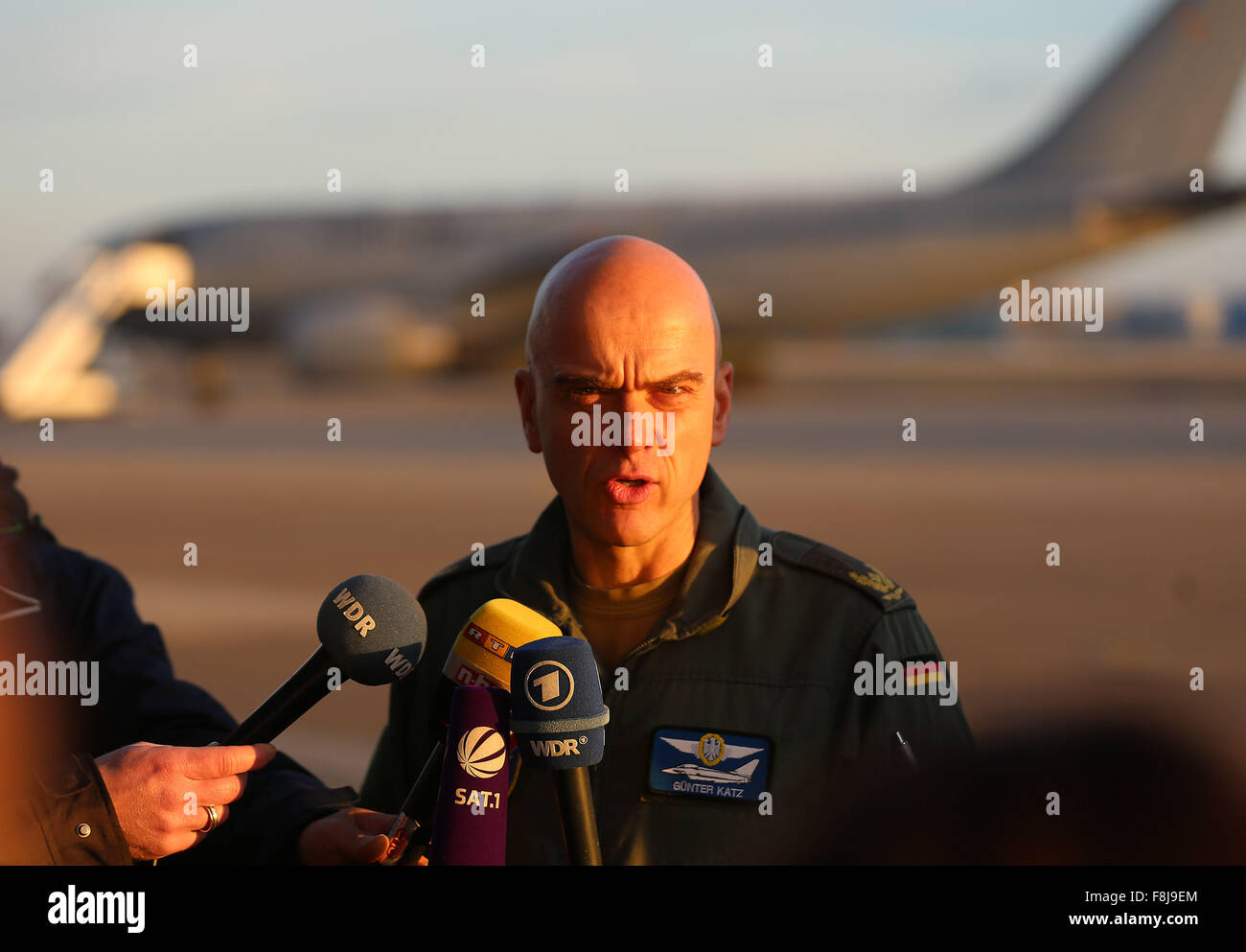 Cologne, Germany. 10th Dec, 2015. Guenter Katz, brigadier general of ...