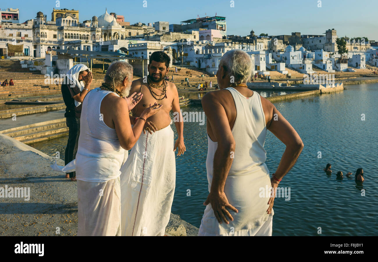 Pushkar lake and bathing hi-res stock photography and images - Alamy