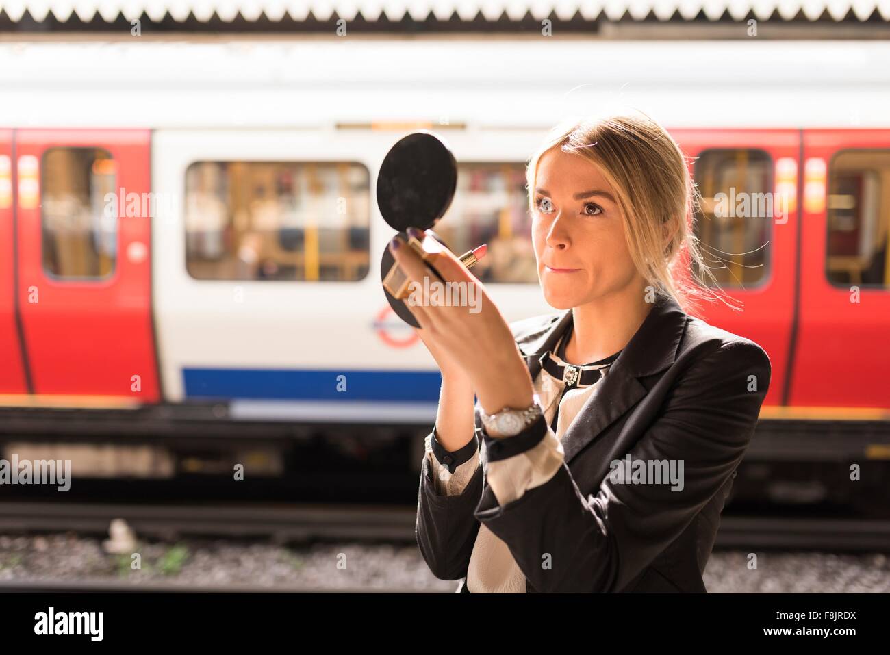 Powdering their nose hi-res stock photography and images - Alamy
