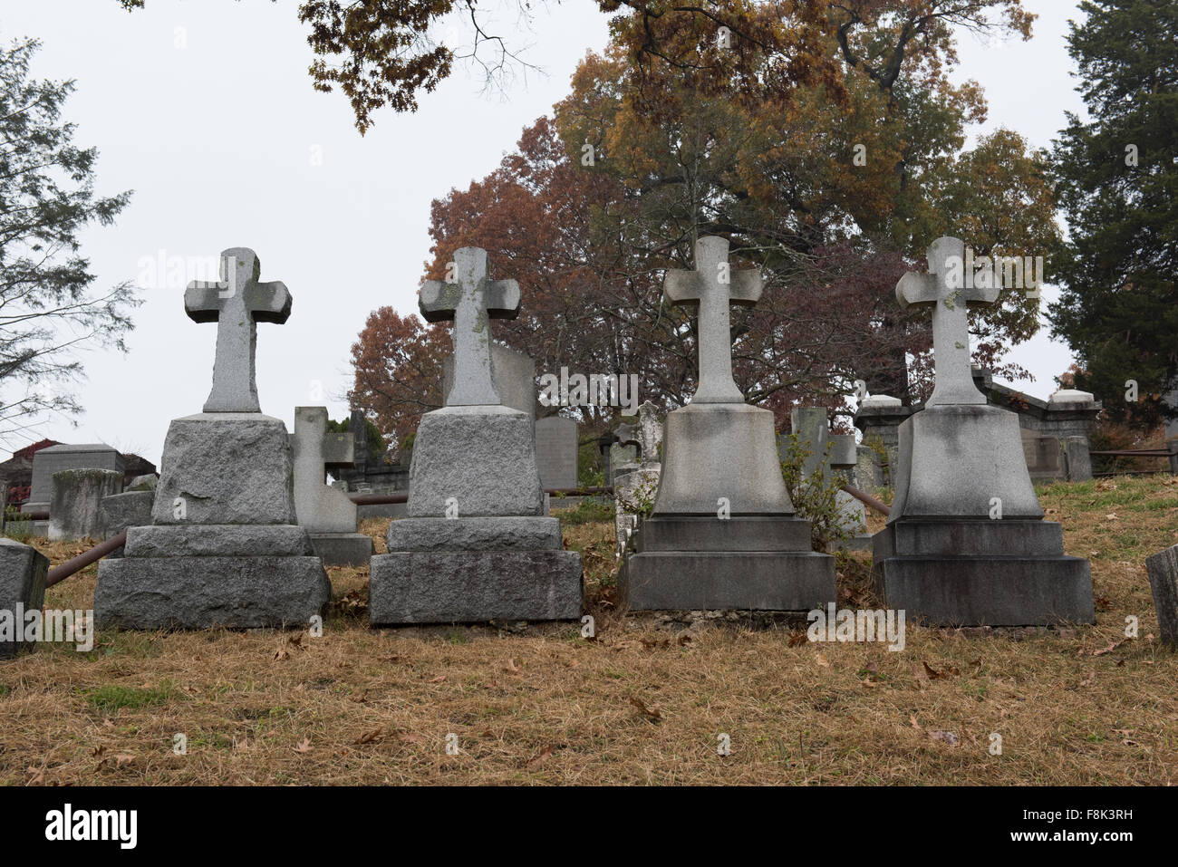 Four headstones hi-res stock photography and images - Alamy