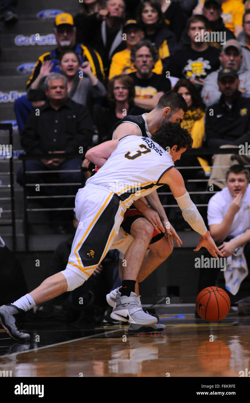Wichita, Kansas, USA. 09th Dec, 2015. Wichita State Shockers guard Evan ...