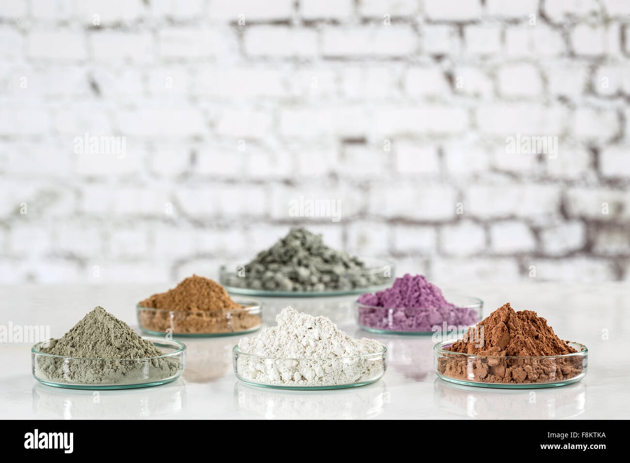 Sea mud in a bowl Stock Photo - Alamy