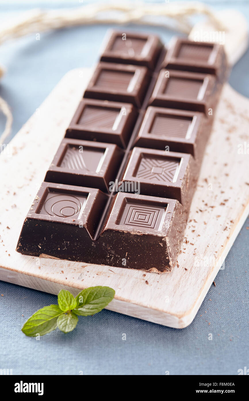 Dark chocolate hi-res stock photography and images - Alamy