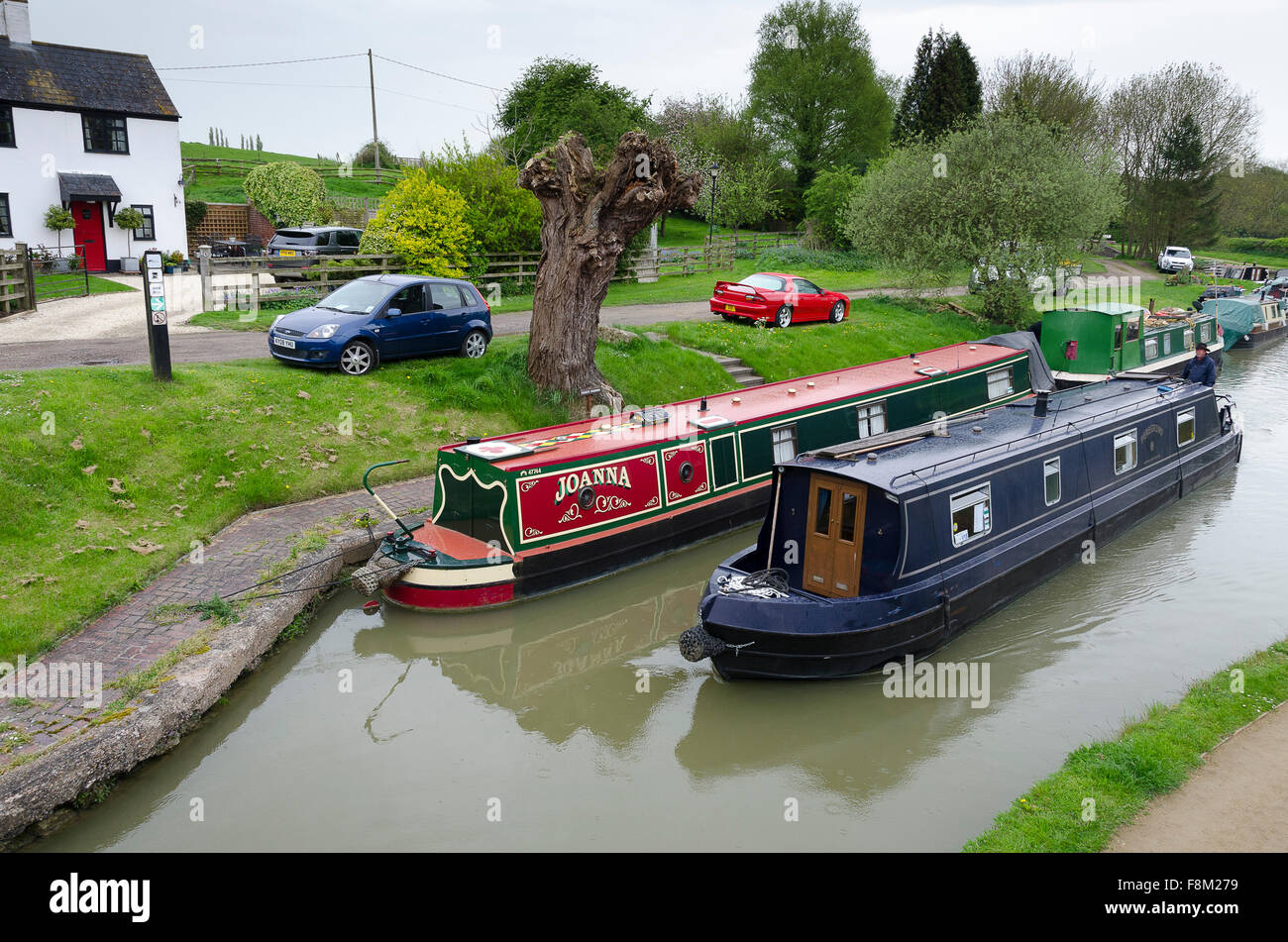Hillmorton locks oxford canal hi-res stock photography and images - Alamy