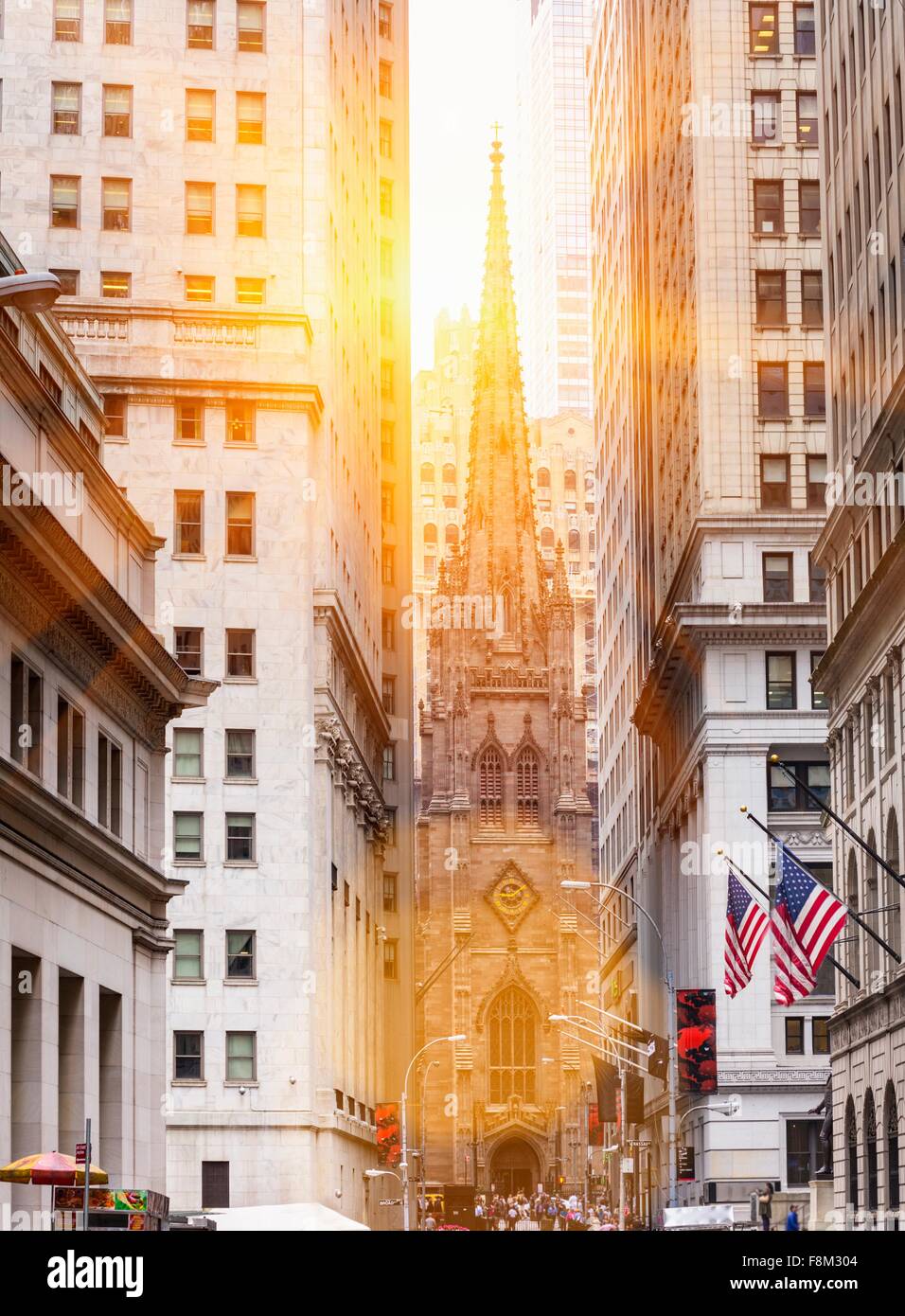 Trinity church wall street new hi-res stock photography and images - Alamy