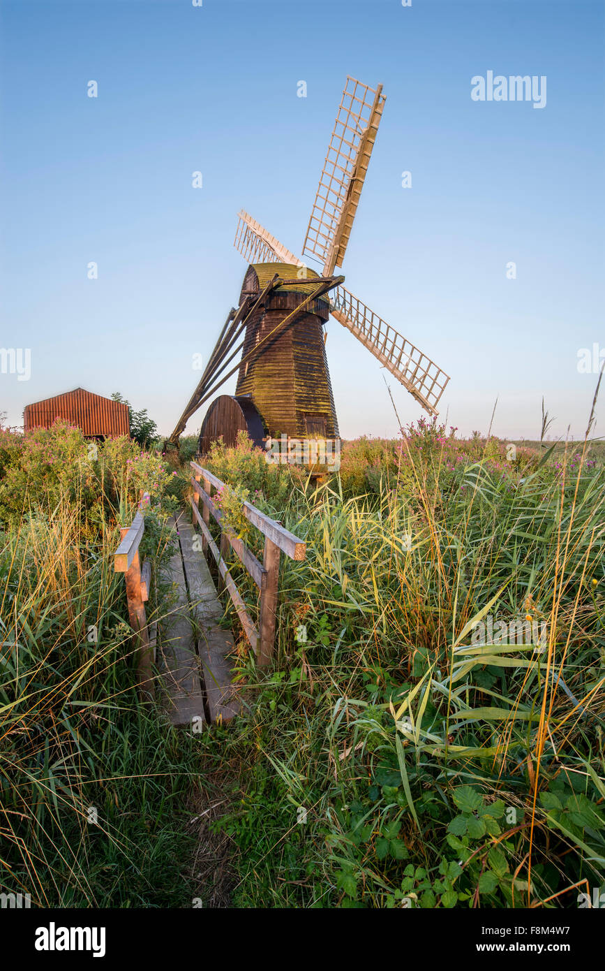 Old drainage pump windmill in English countryside landscape Stock Photo ...