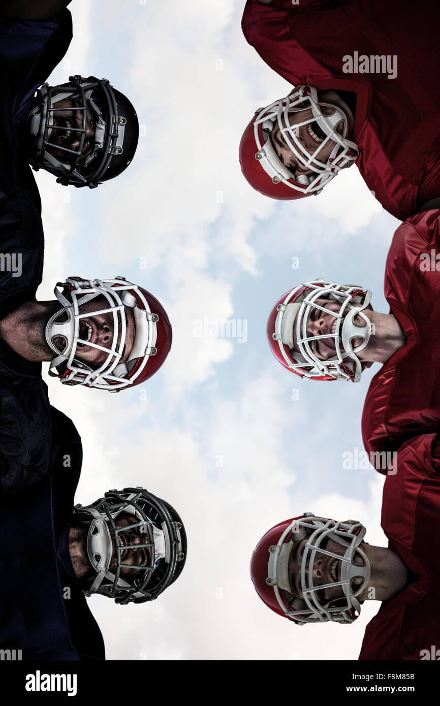 Football huddle hi-res stock photography and images - Alamy