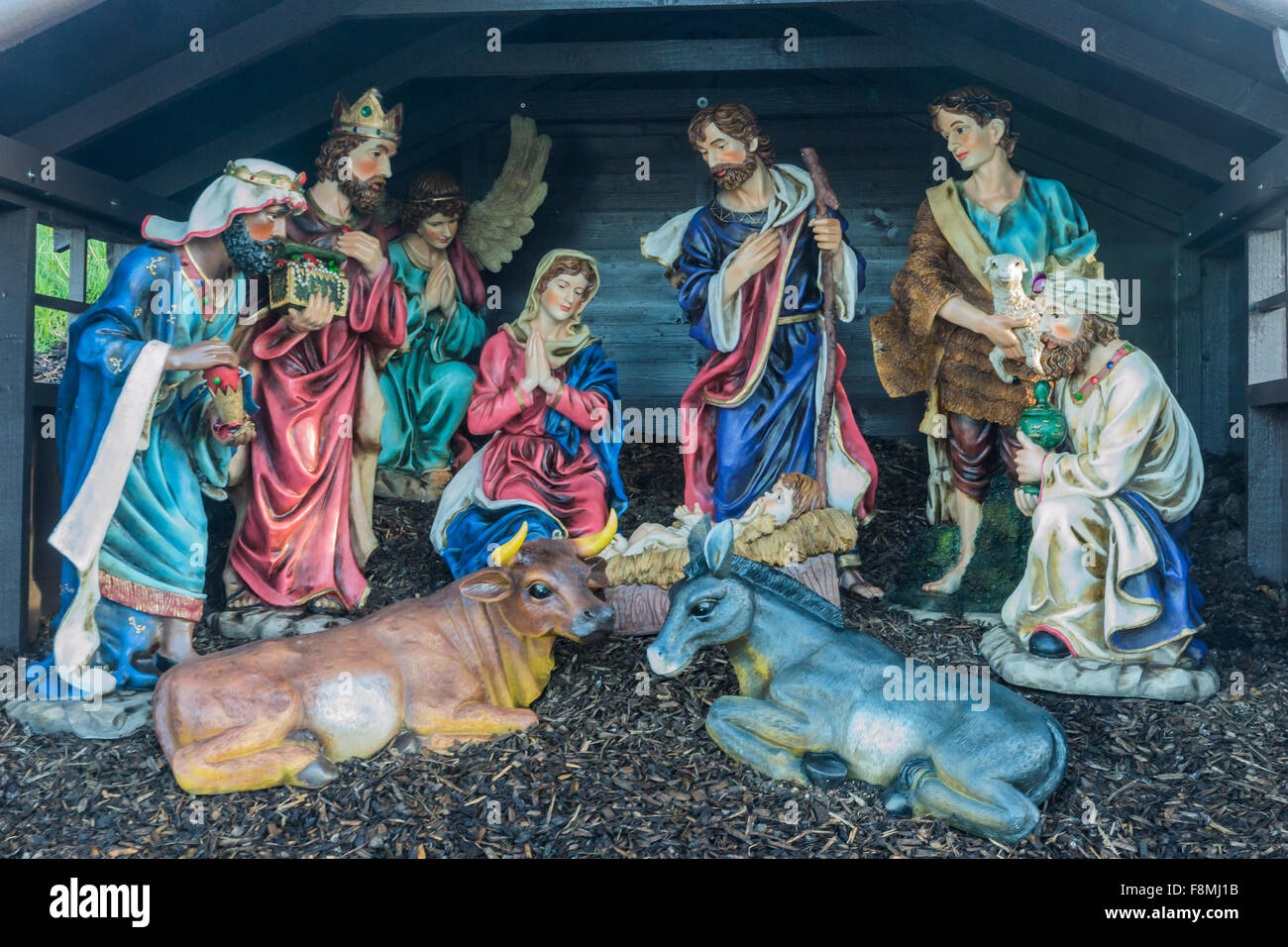 Nativity crib hi-res stock photography and images - Alamy