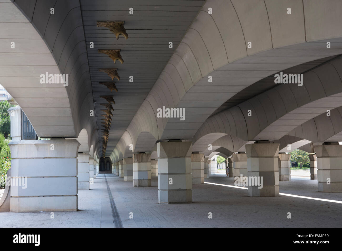 Pont de Regne across the dry river bed of the Turia, Valencia, Spain ...