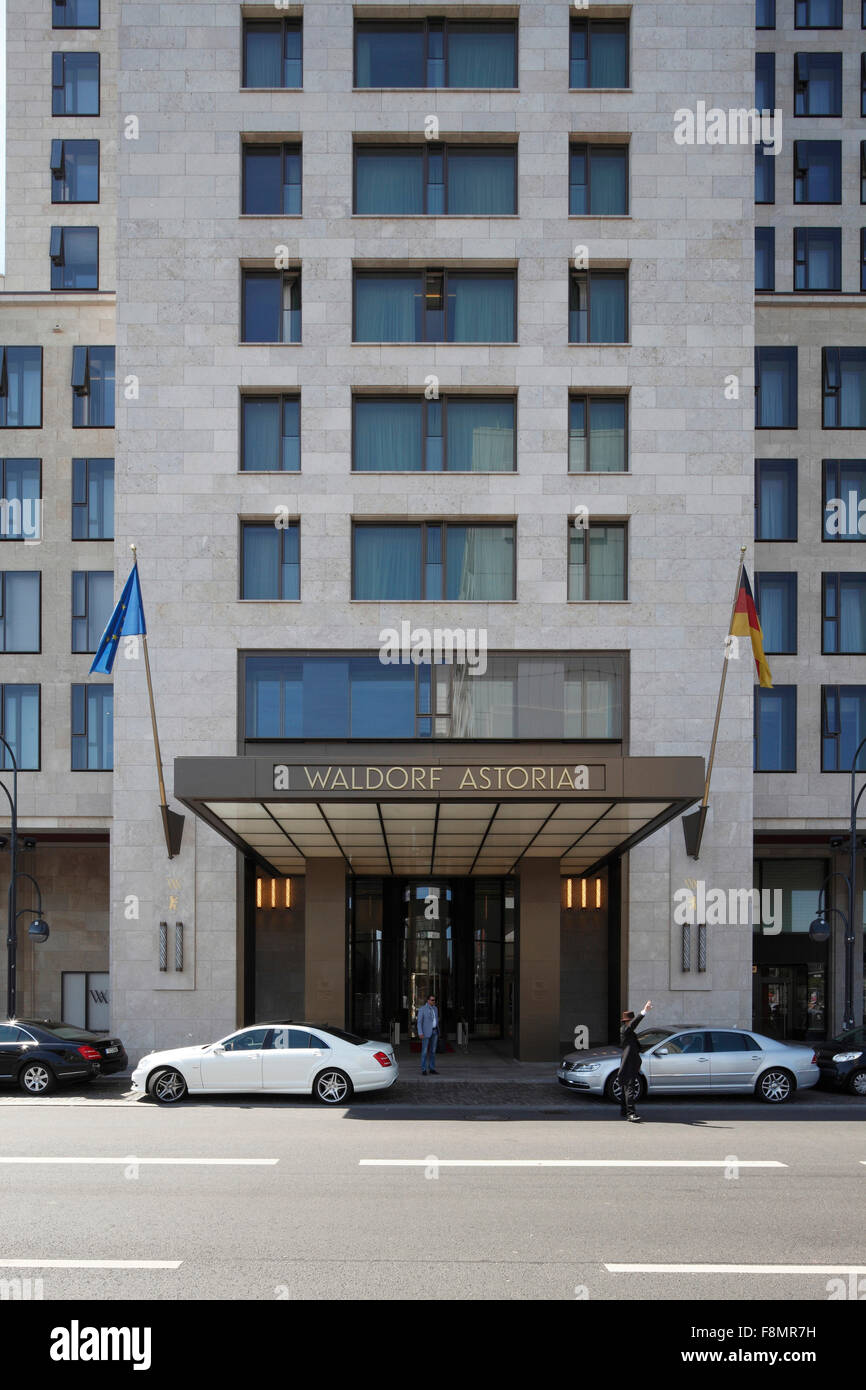 Hotel elevation hi-res stock photography and images - Alamy