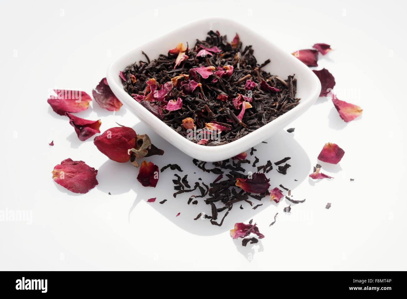 Rose leaves and flower hi-res stock photography and images - Alamy