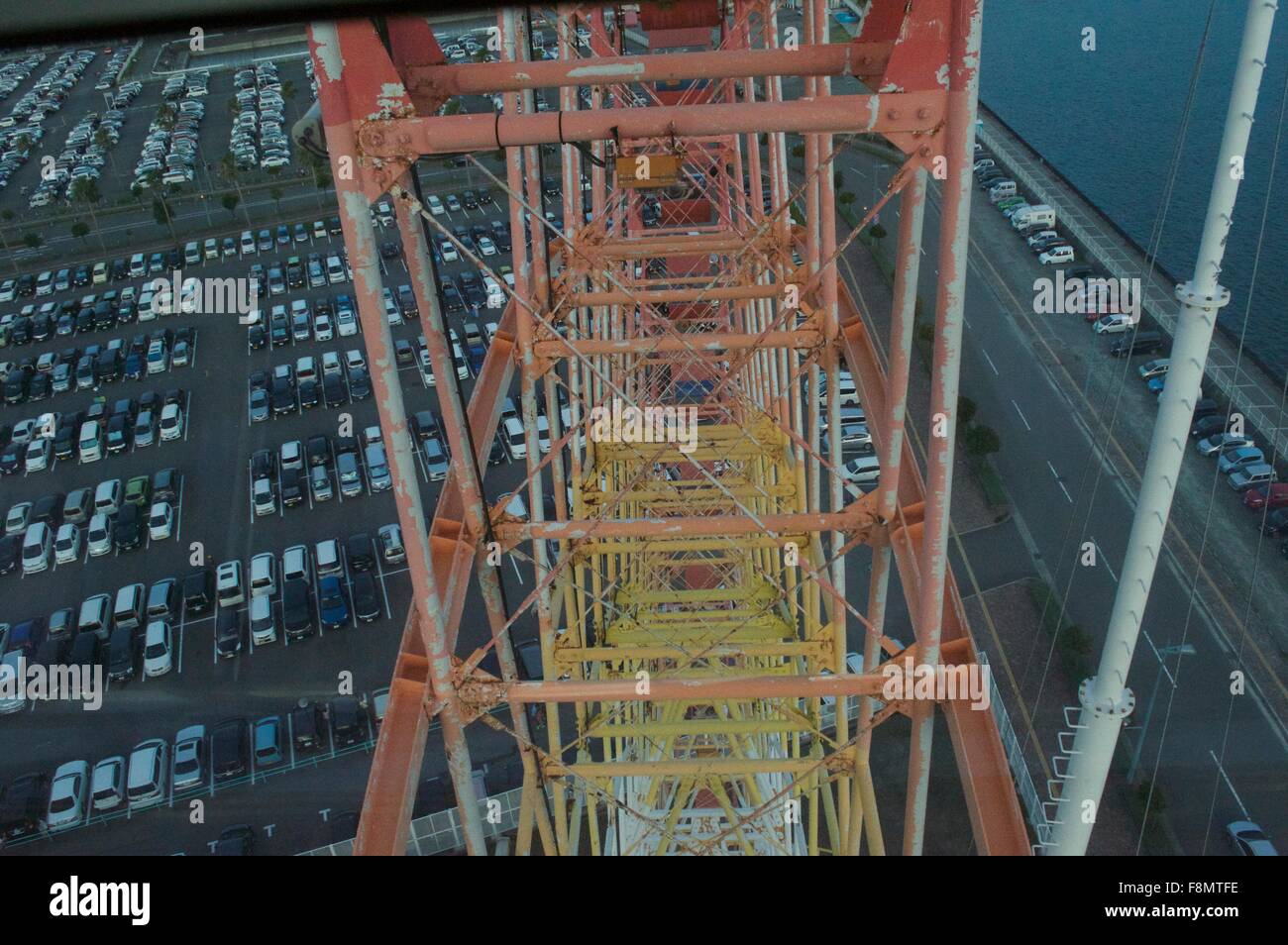 Giant wheel in a theme park Stock Photo - Alamy