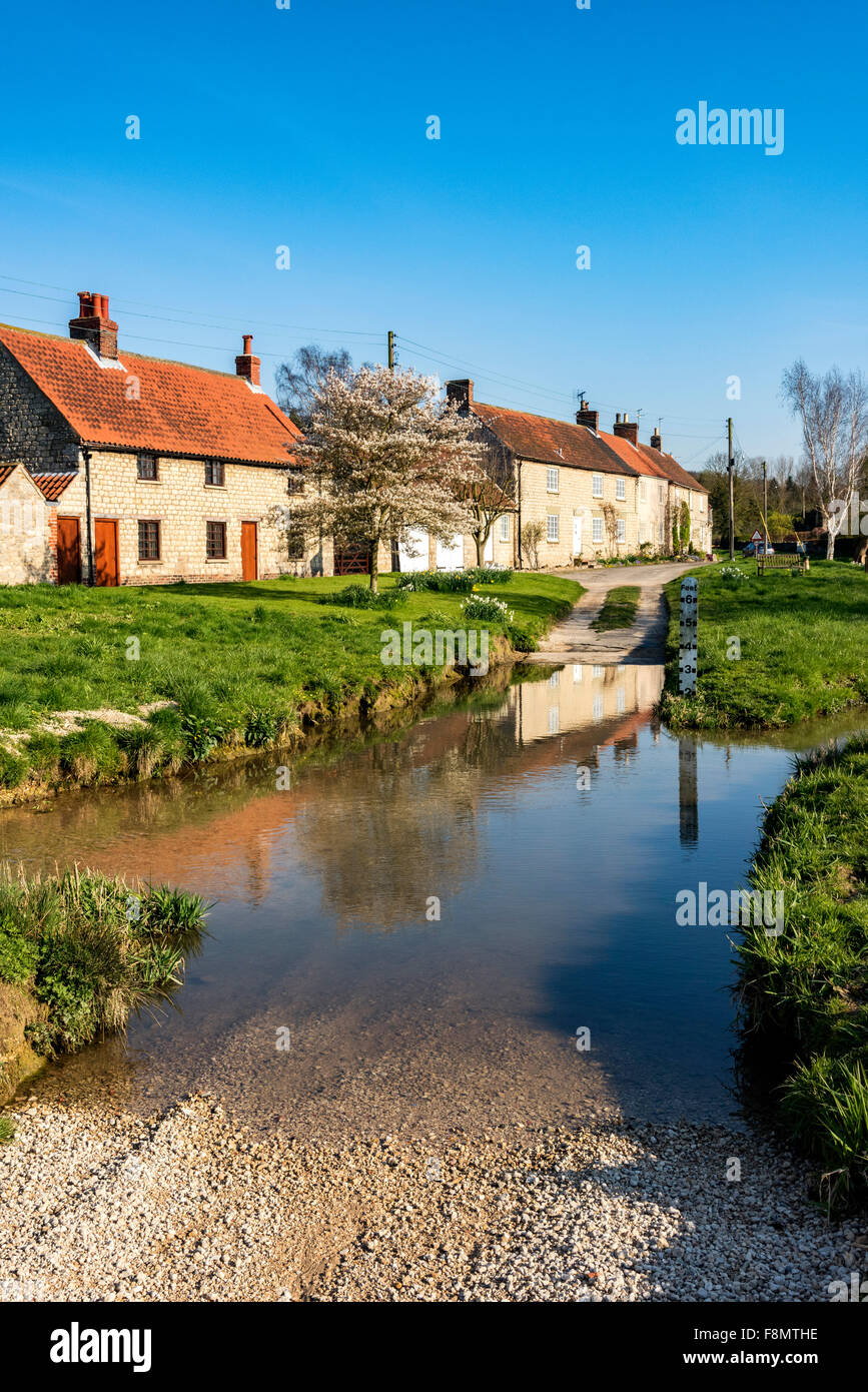 Settrington village hi-res stock photography and images - Alamy