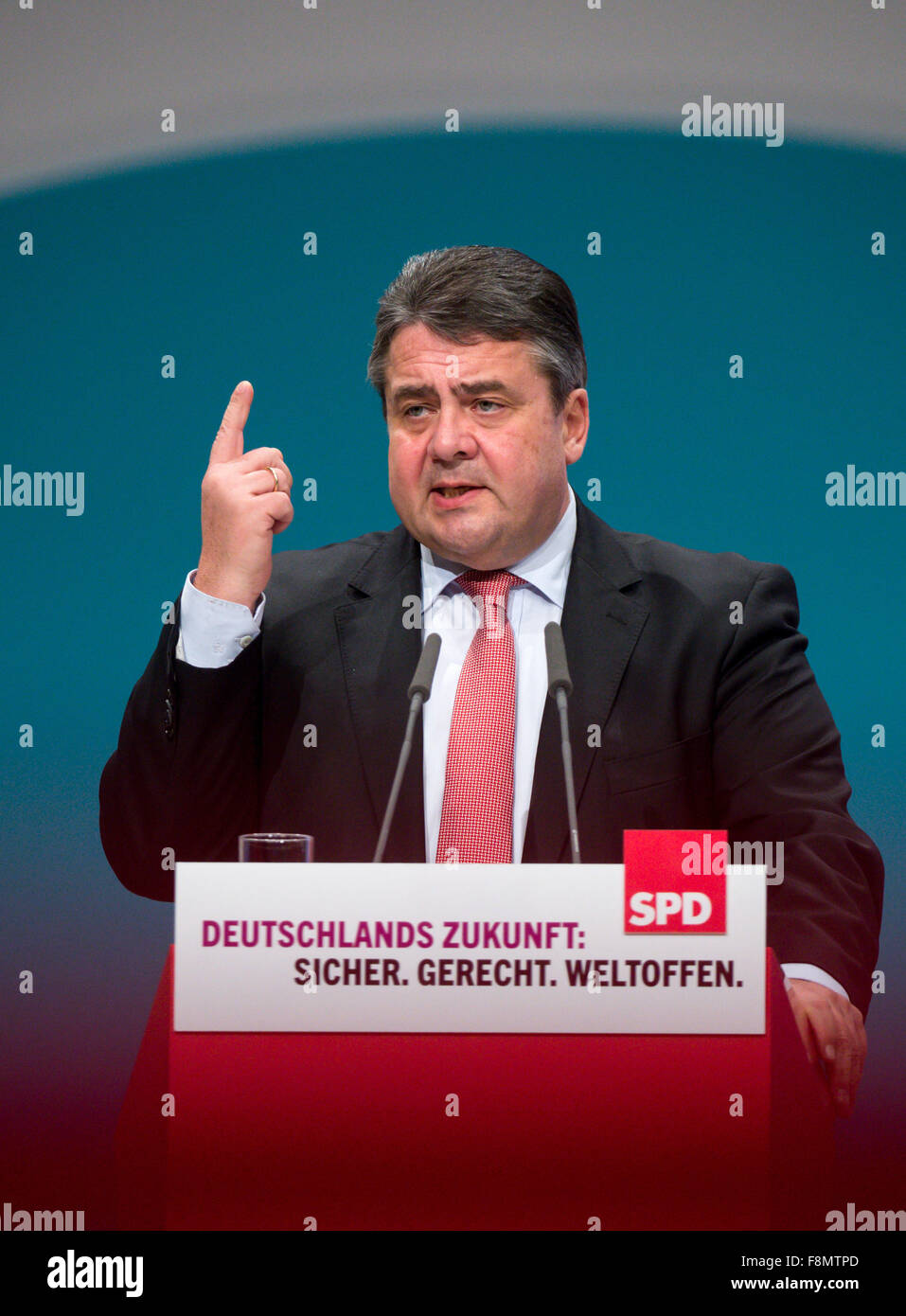 Berlin, Germany. 10th Dec, 2015. SPD leader and German Economy Minister ...