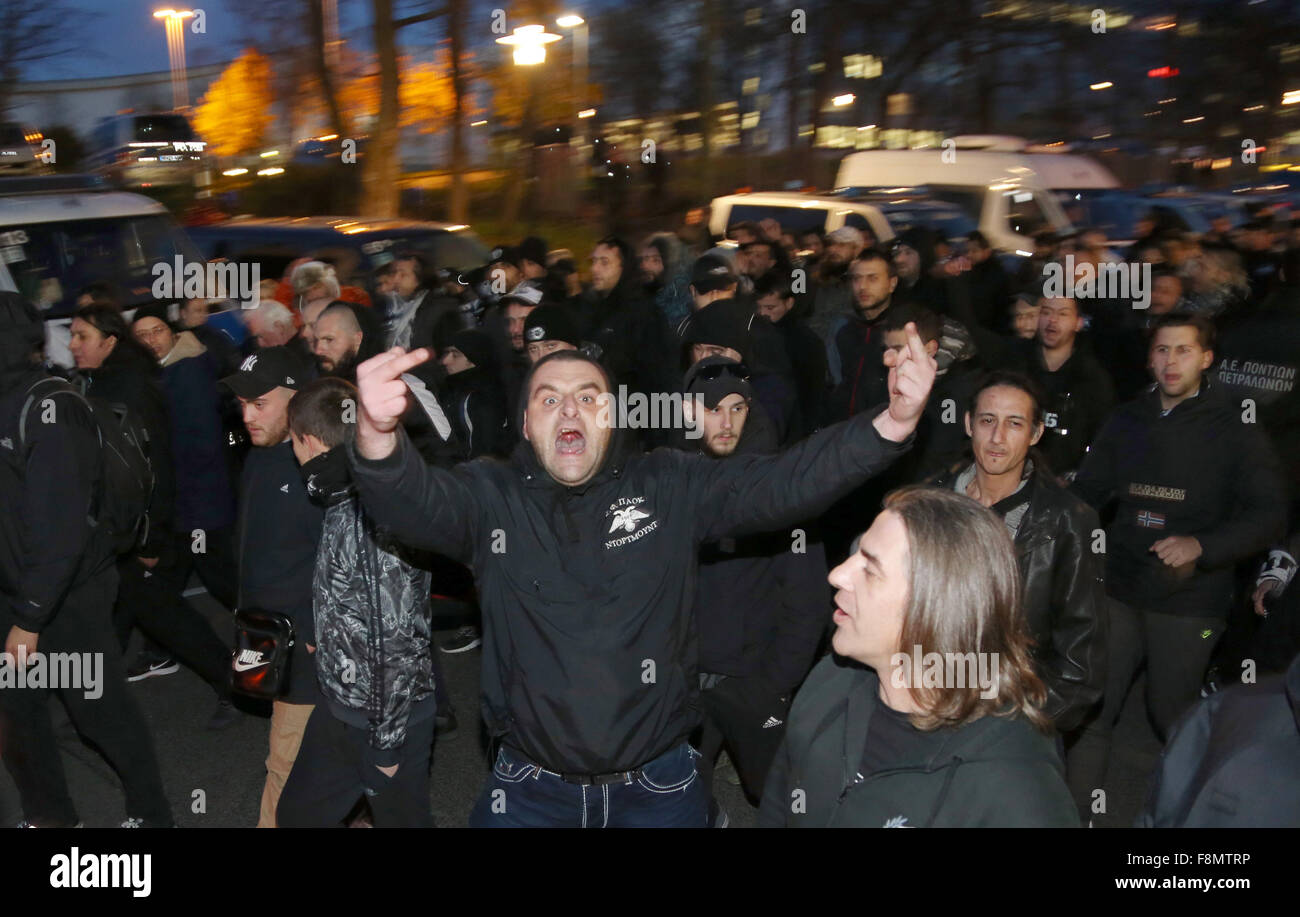 Paok fans hi-res stock photography and images - Alamy